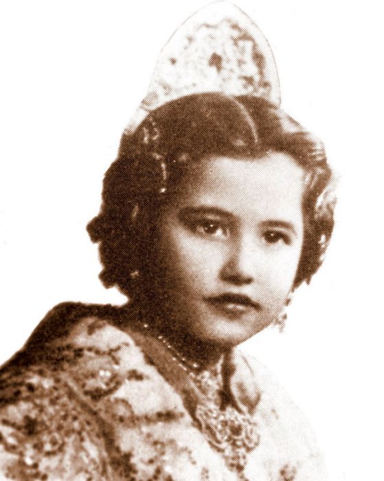 María Encarnación Selva Adrién - L'Enciclopèdia, la wikipedia en valencià